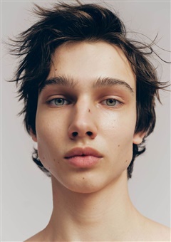 DANIIL SAROKIN | D`Management